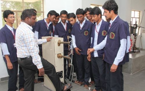 Universal College of Engineering and Technology Guntur Campus: Photos ...
