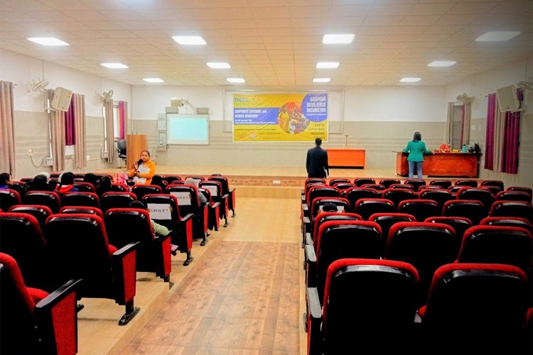 University of Lucknow Lucknow Campus: Photos, Virtual Tour