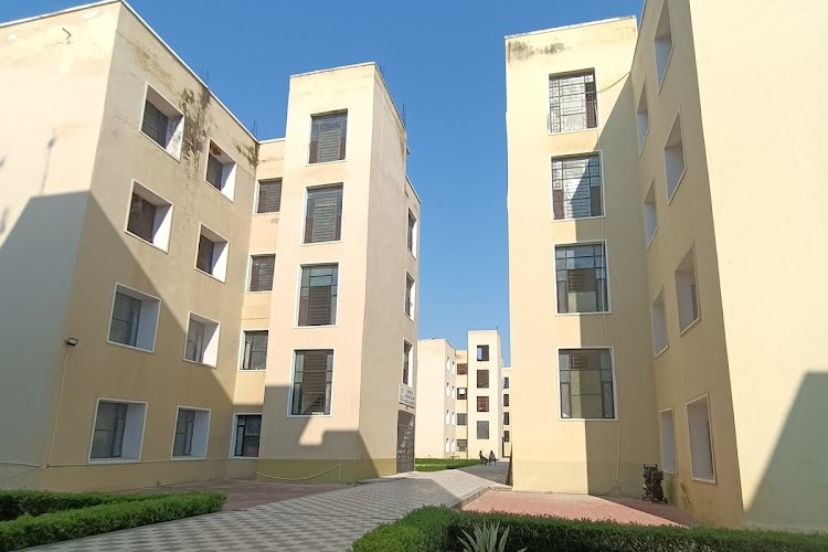 University of Technology Jaipur Campus: Photos, Virtual Tour