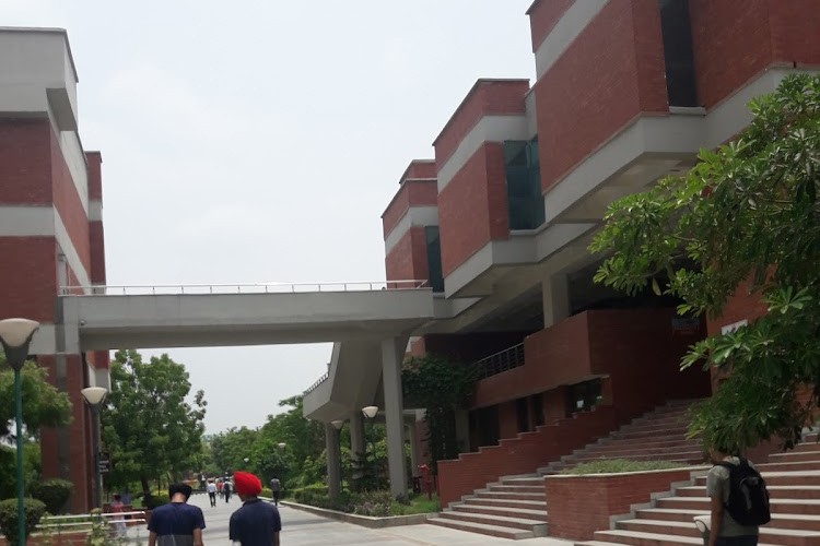 Dwaraka Guru Gobind Singh Indraprastha University Sector 16