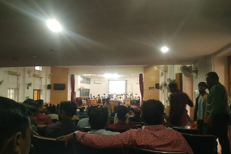 Vasantrao Naik Marathwada Krishi Vidyapeeth Parbhani Campus: Photos, Virtual Tour