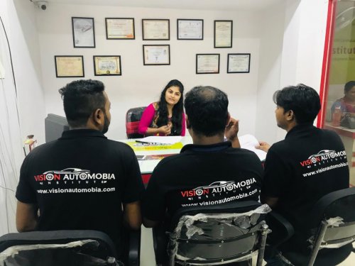 Vision Automobile Institute Nagpur Campus: Photos, Virtual Tour