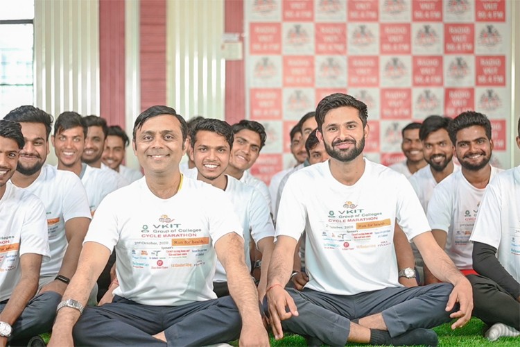 VKIT Group of Colleges Bijnor Campus: Photos, Virtual Tour