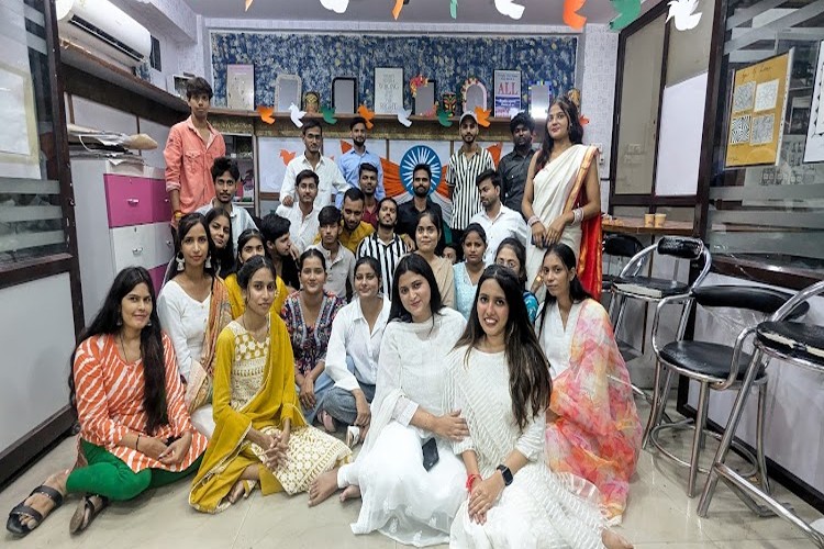 Wisdom College for Creativity & Design Lucknow Campus: Photos, Virtual Tour