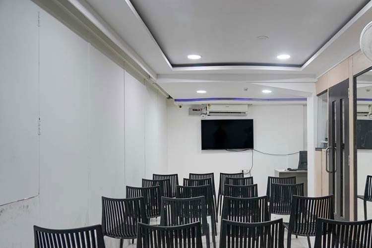 Zee Institute of Creative Art Indore Campus: Photos, Virtual Tour