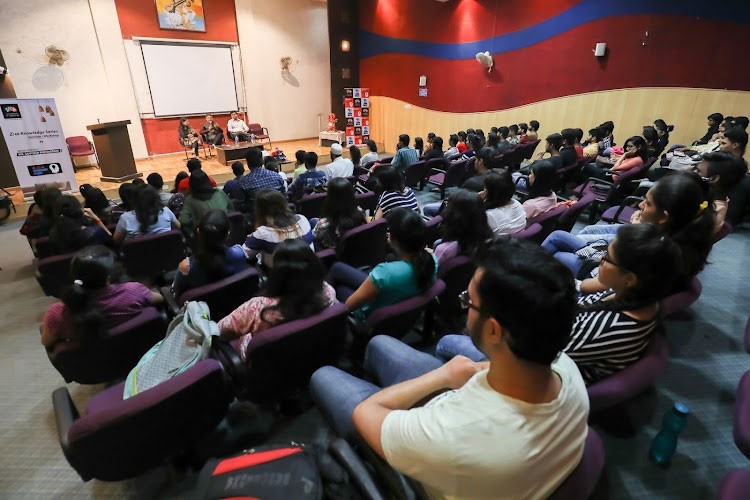 Zee Institute of Creative Art Indore Campus: Photos, Virtual Tour